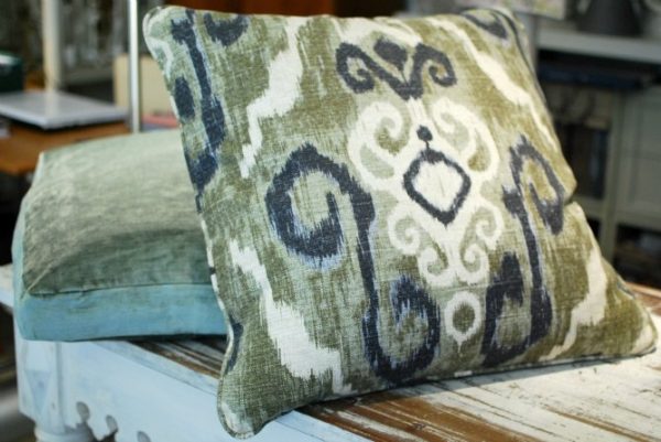 Cojines a medida. Telas con estampado kilim – El Taller de Carola